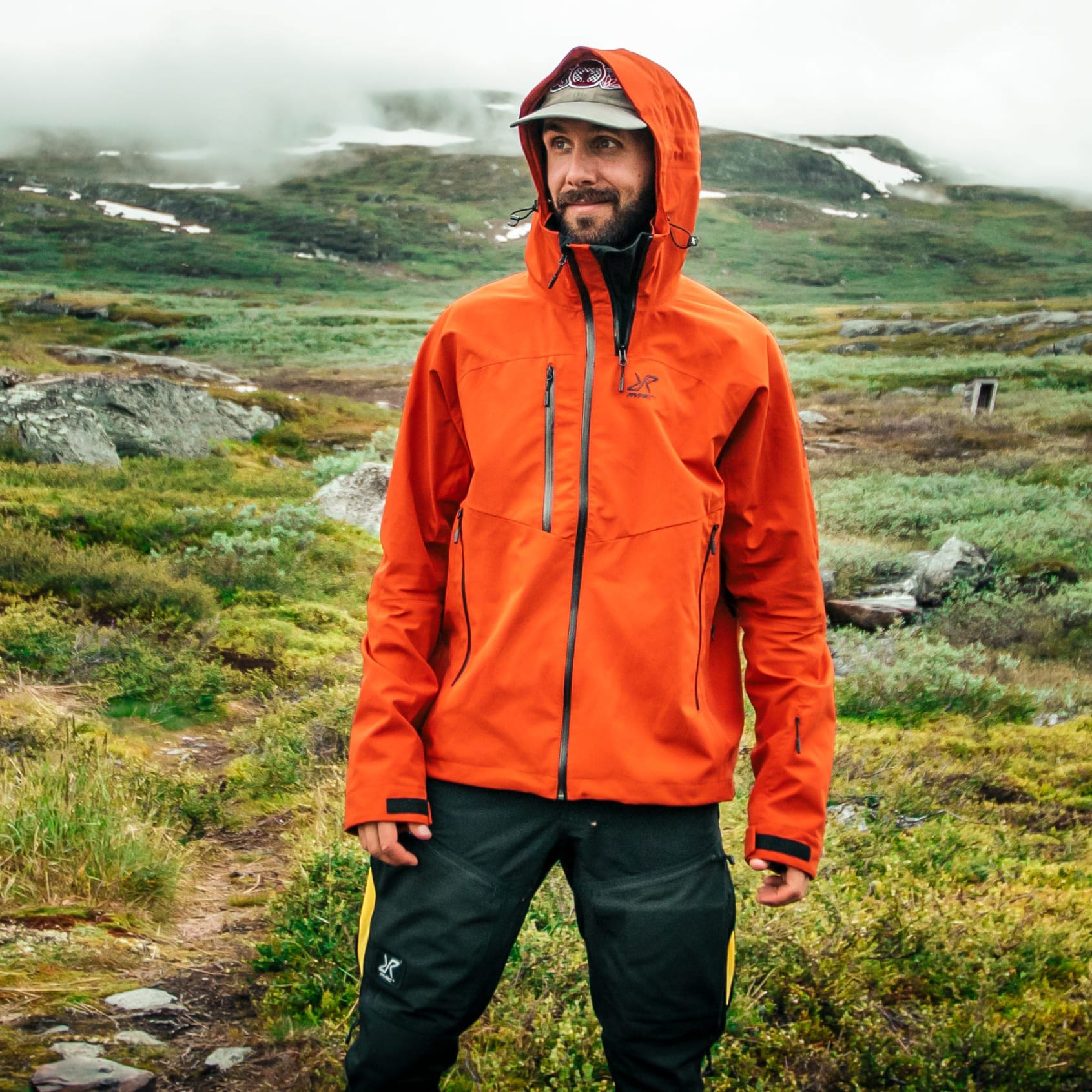 Giacche hardshell da uomo | RevolutionRace